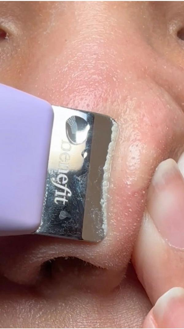 Benefit Cosmetics - The POREfessional Degunker Blackhead & Pore ...